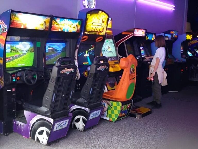 Top 22 Arcades In Michigan 2026 (Retro To Modern)